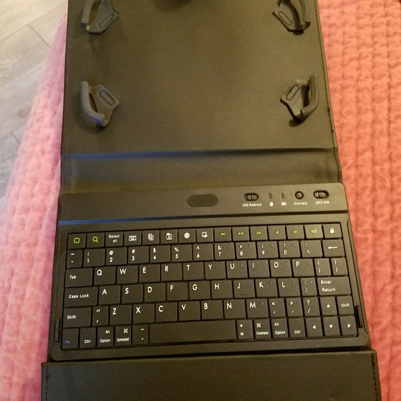 radio shack | Other | Radio Shack Blue Tooth Keyboard | Poshmark